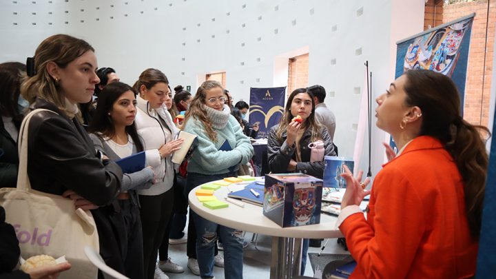 Primer encuentro Internship Ibero reunió a 150 estudiantes con once ...